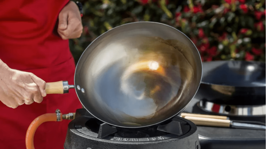 GUIDE D’UTILISATION DE VOTRE RÉCHAUD À GAZ HOT WOK – HOT WOK